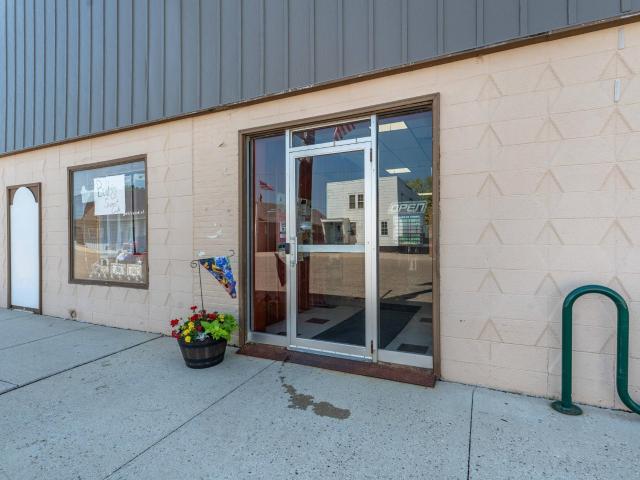 121 Main Avenue