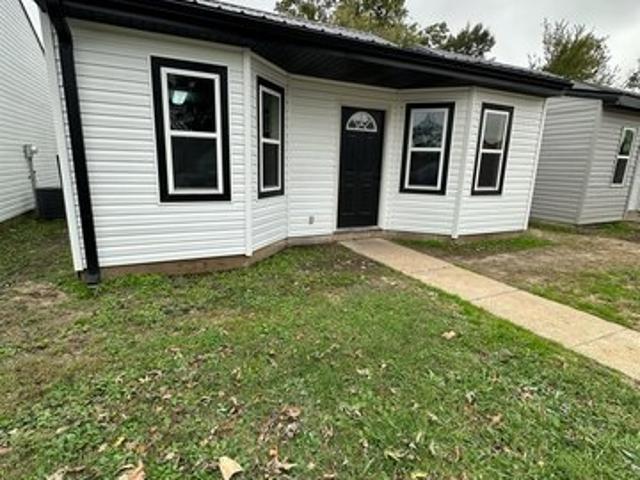 121 Mallard Cir, Trumann, AR 72472