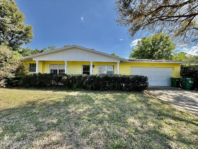 121 Maplewood Dr, Titusville, FL 32796