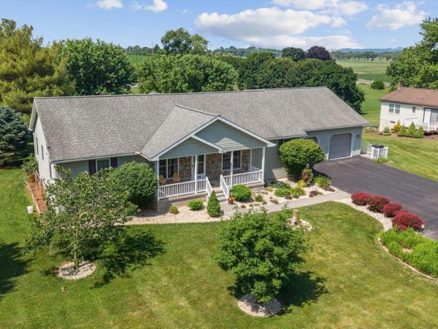 121 Maple Lane