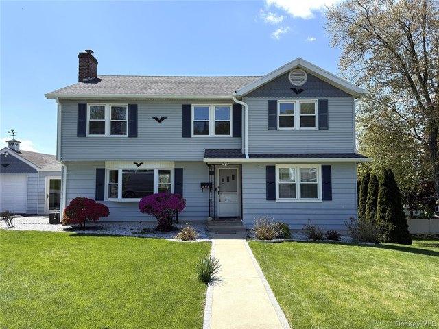 121 Marietta Ave, Hawthorne, NY 10532