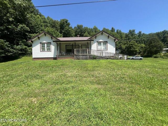 121 McCoy Dr, Blackwater, VA 24221