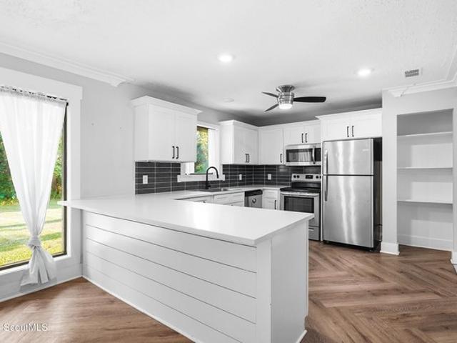 121 McDowell Ave, Brunswick, GA 31525