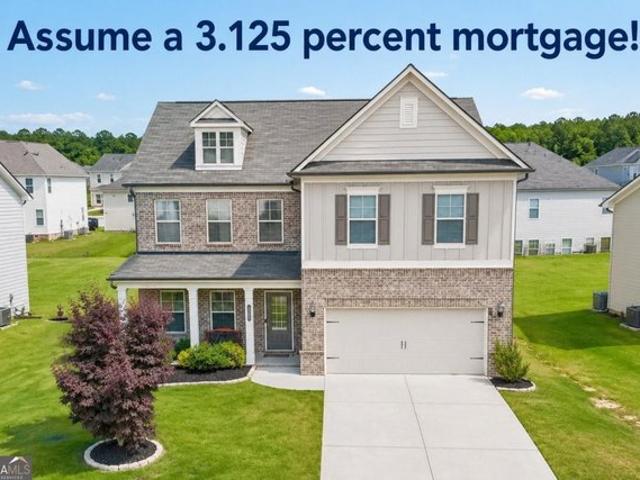 121 Mitchem Creek Dr, Loganville, GA 30052