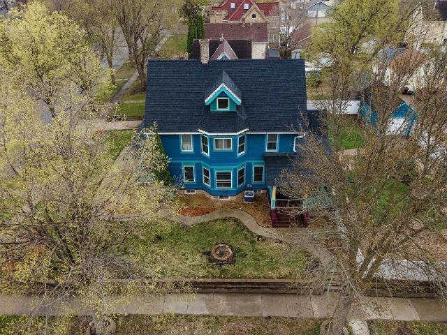 121 N 5th Street