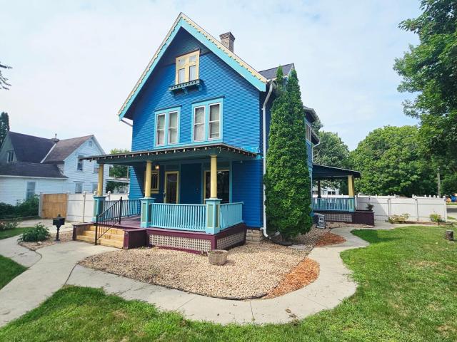 121 N 5th Street