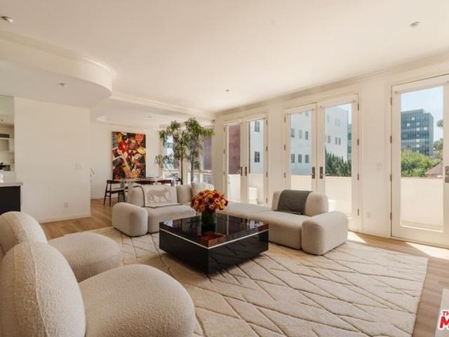 121 N Almont Dr Apt 304, Beverly Hills, CA 90211