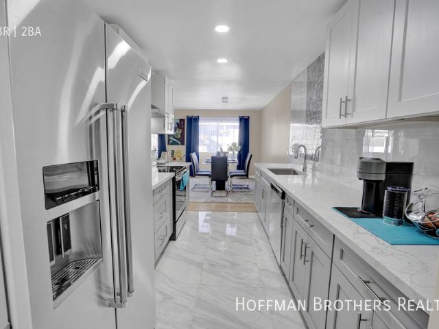 121 N Croft Ave Los Angeles, CA 90048