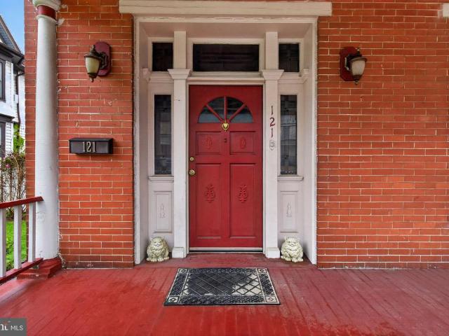 121 N Main Street