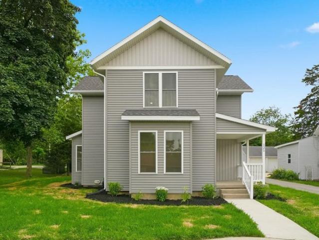 121 N Oak St, Columbia City, IN 46725
