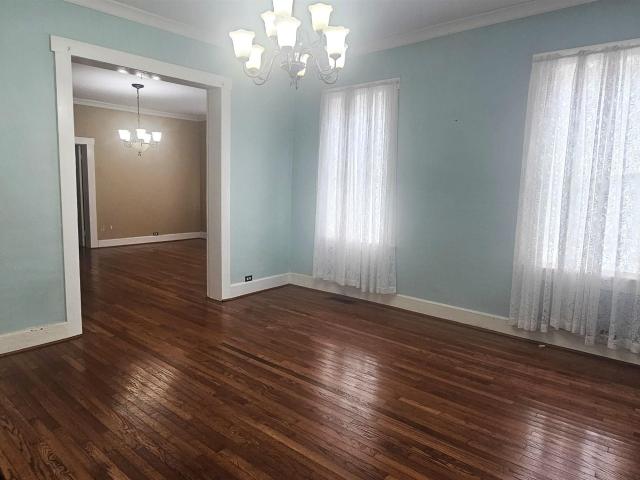 121 N Seventh Street