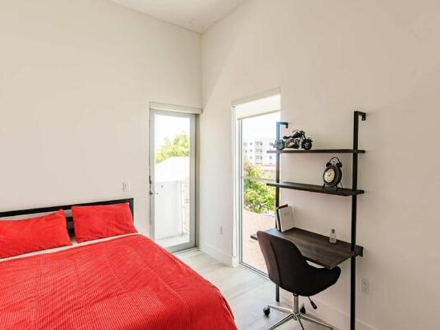 121 Northwest 7th Ave Unit 23C
