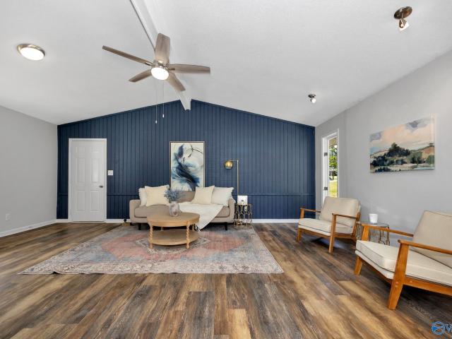 121 Northwood Circle