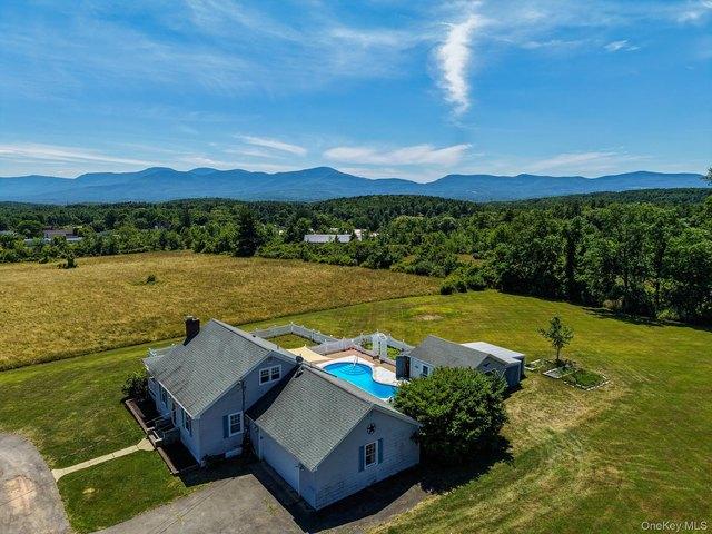 121 North Rd, Greenville, NY 12083