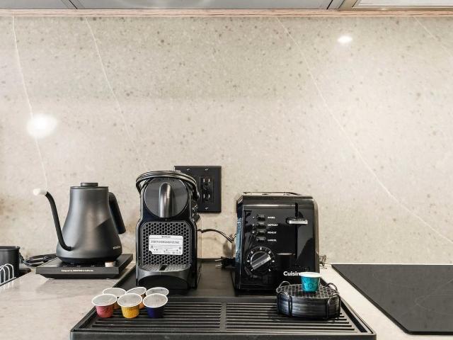 121 Northeast 5th Street 2 Bedroom Apartment for Rent at 121 Ne 5th St #1521897P, Miami, FL 33132 Downtown Miami
