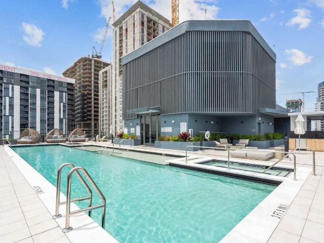 121 Northeast 5th Street Studio Apartment for Rent at 121 Ne 5th St #1524604P, Miami, FL 33132 Downtown Miami
