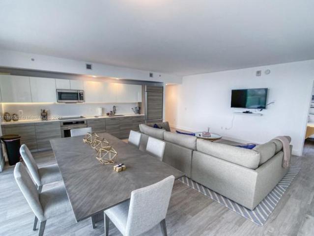 121 NE 34th St #908 Miami, FL 33137