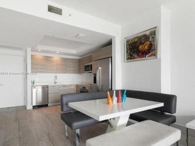 121 NE 34th St #1812 Miami, FL 33137