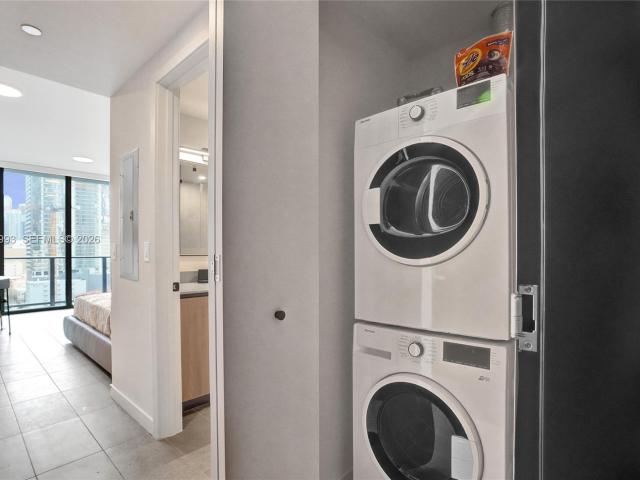 121 NE 5th St, Unit 1404, Miami, FL 33132 | MLS #A11992