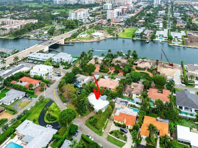 121 NE Spanish Ct, Boca Raton, FL 33432 | MLS #R11144 | Compass