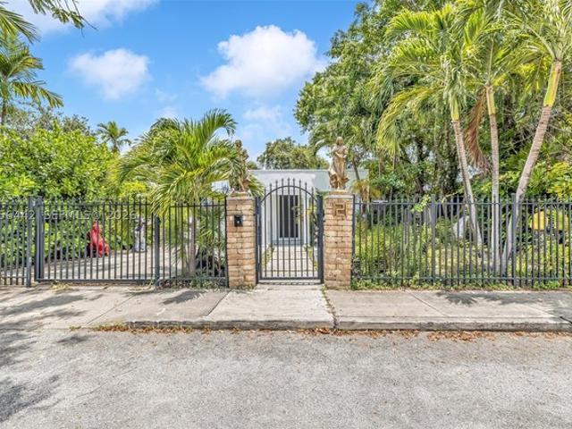 121 NW 47th St, Miami, FL 33127