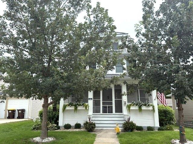 121 S Vermont St, Maquoketa, IA 52060