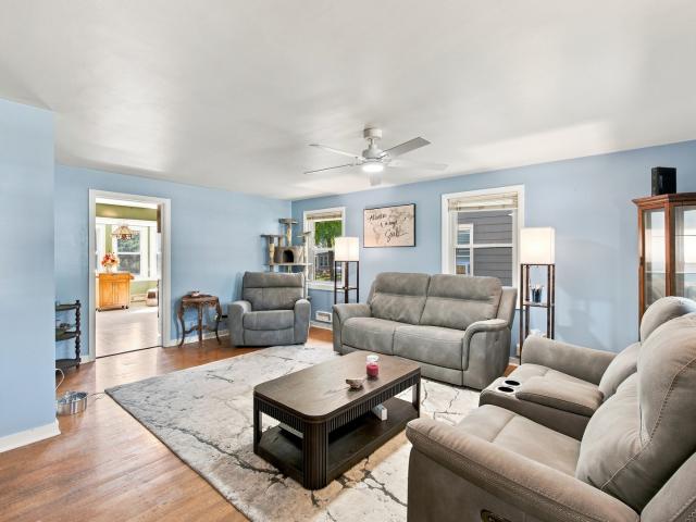121 S Commonwealth Avenue