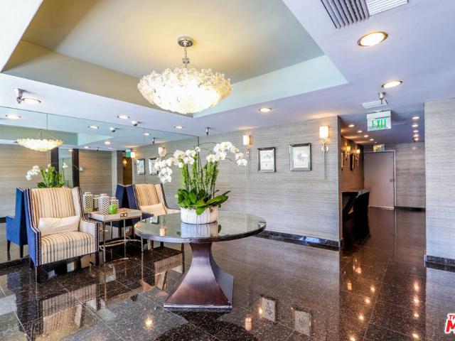 121 S Palm Drive 404
