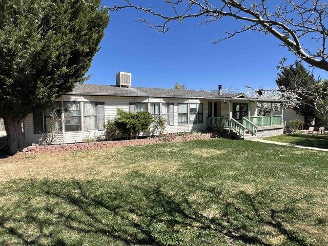 121 S Rachel Ln, New Harmony, UT 84757