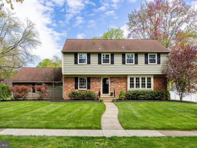 121 Sawmill Rd, Cherry Hill, NJ 08034