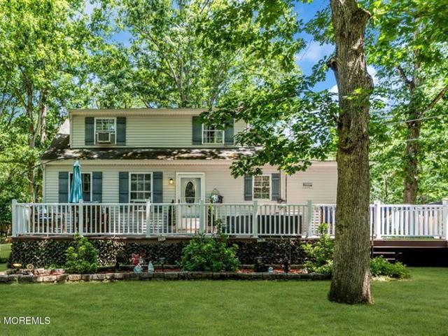 121 Sams Rd, Jackson, NJ 08527