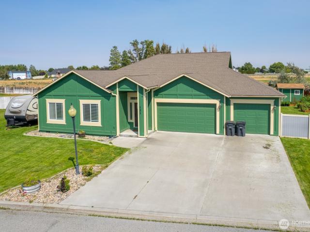 121 Scenic Drive NE