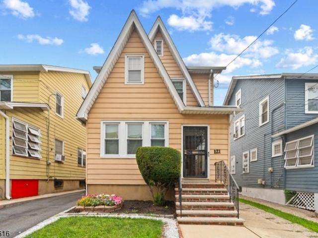 121 Scofield St, Newark, NJ 07106