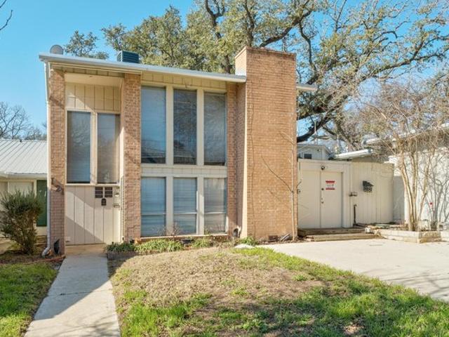 121 Scott St, San Marcos, TX 78666