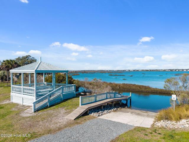 121 Seagull Court