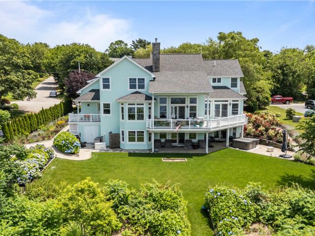 121 Seaside Drive