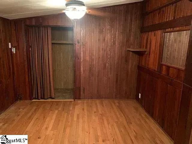 121 Shadowbrook Court