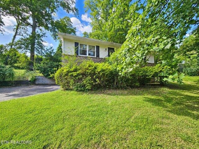 121 Shady Ln, Harriman, TN 37748