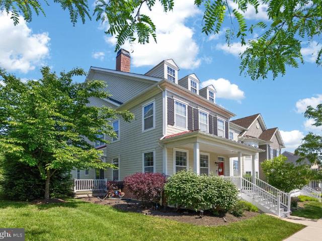 121 Shilling Avenue