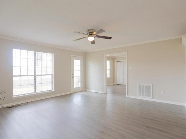 121 Silverbrook Drive