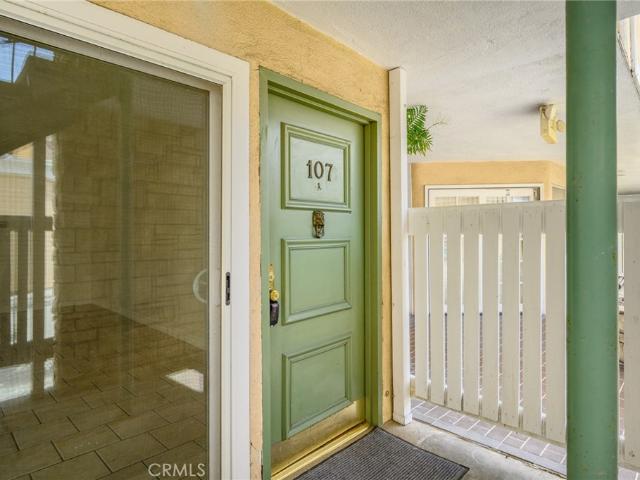 121 Sinclair Avenue 107