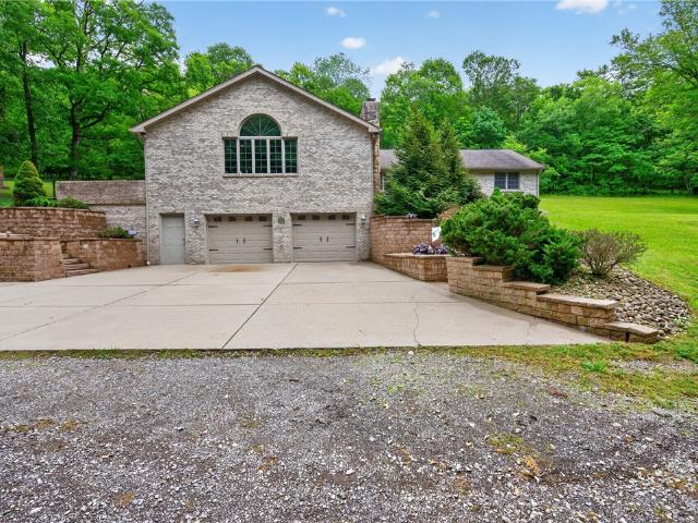 121 Spillway Ln