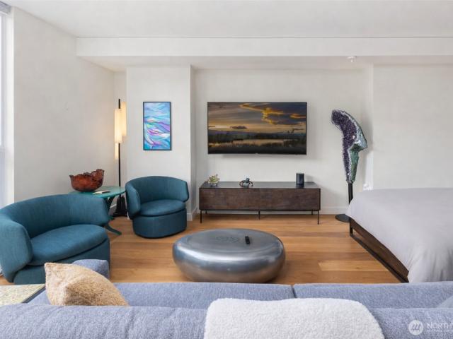 121 Stewart Street # 1406