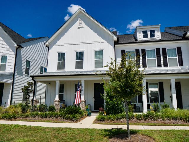121 Summer Tanager Drive