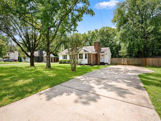 121 Sunnymeade Dr