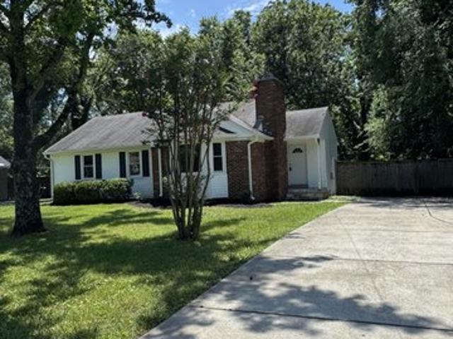 121 Sunnymeade Dr, Mount Juliet, TN 37122
