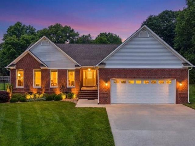 121 Park Creek Dr NW, Cleveland, TN 37312