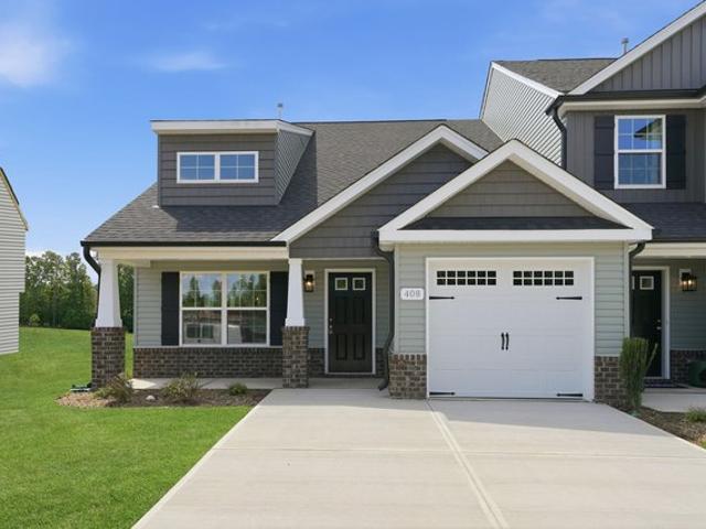 121 Park Ridge Dr, Elkin, NC 28621