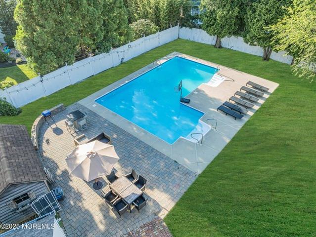121 Parker Rd, West Long Branch, NJ 07764