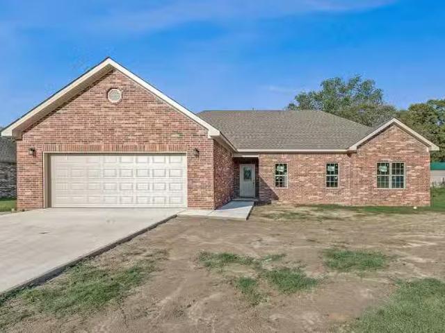 121 PECAN ST, LAKE CITY, AR 72437 Single Family Residence For.